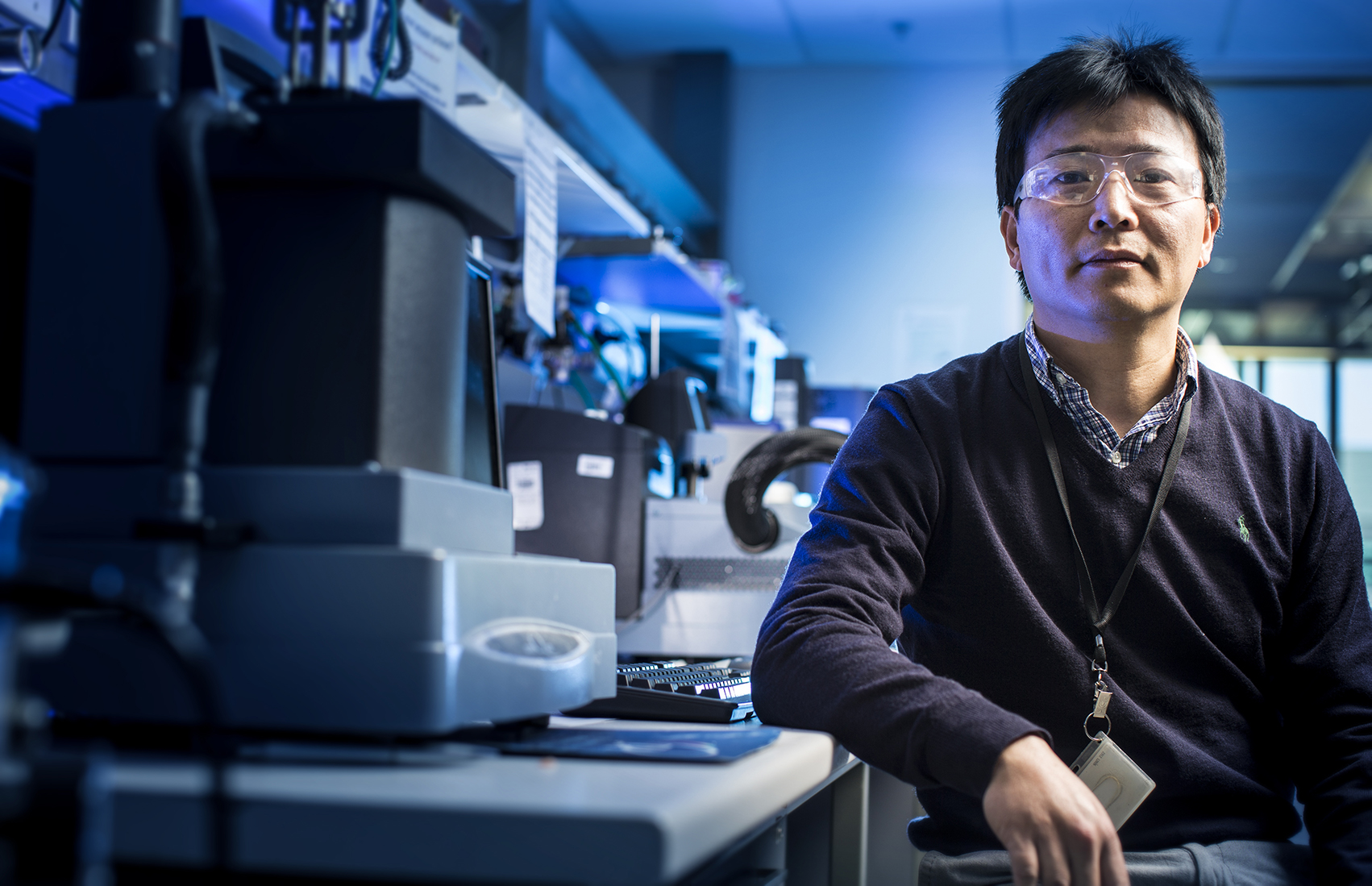 ARC Centre of Excellence for Electromaterial Science | Prof Jun Chen ...