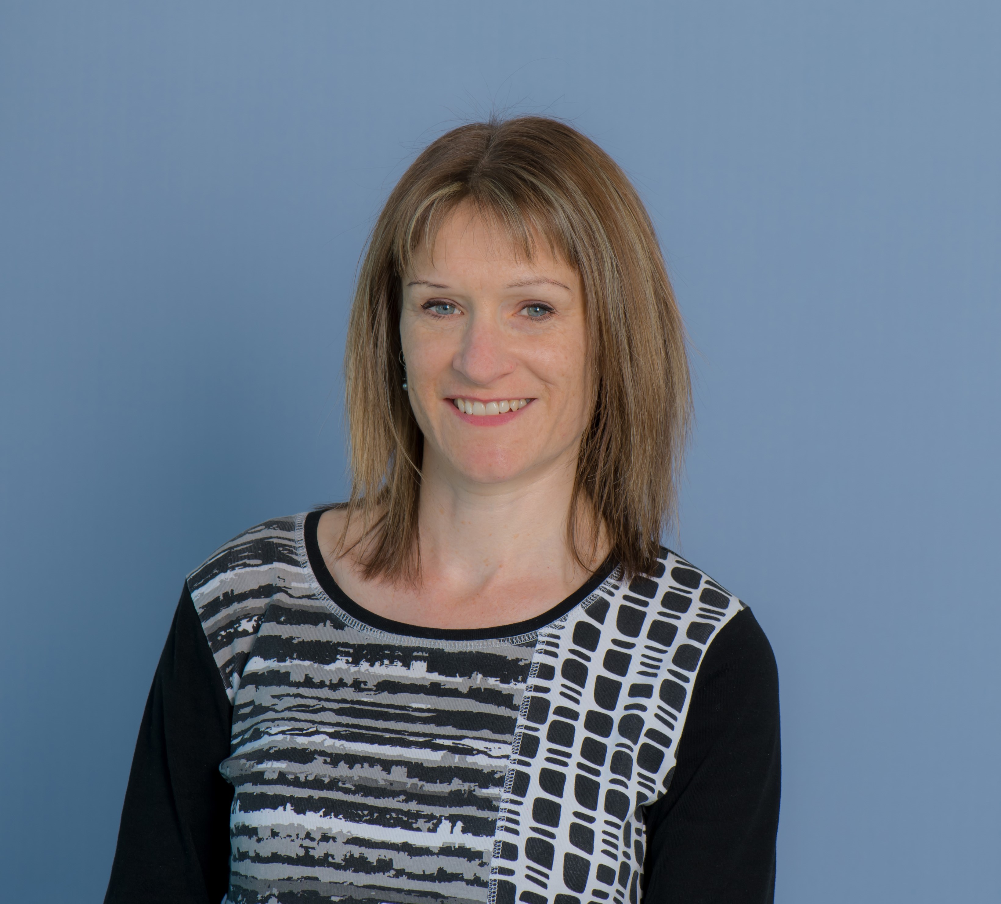 ARC Centre of Excellence for Electromaterial Science | Professor Jenny ...