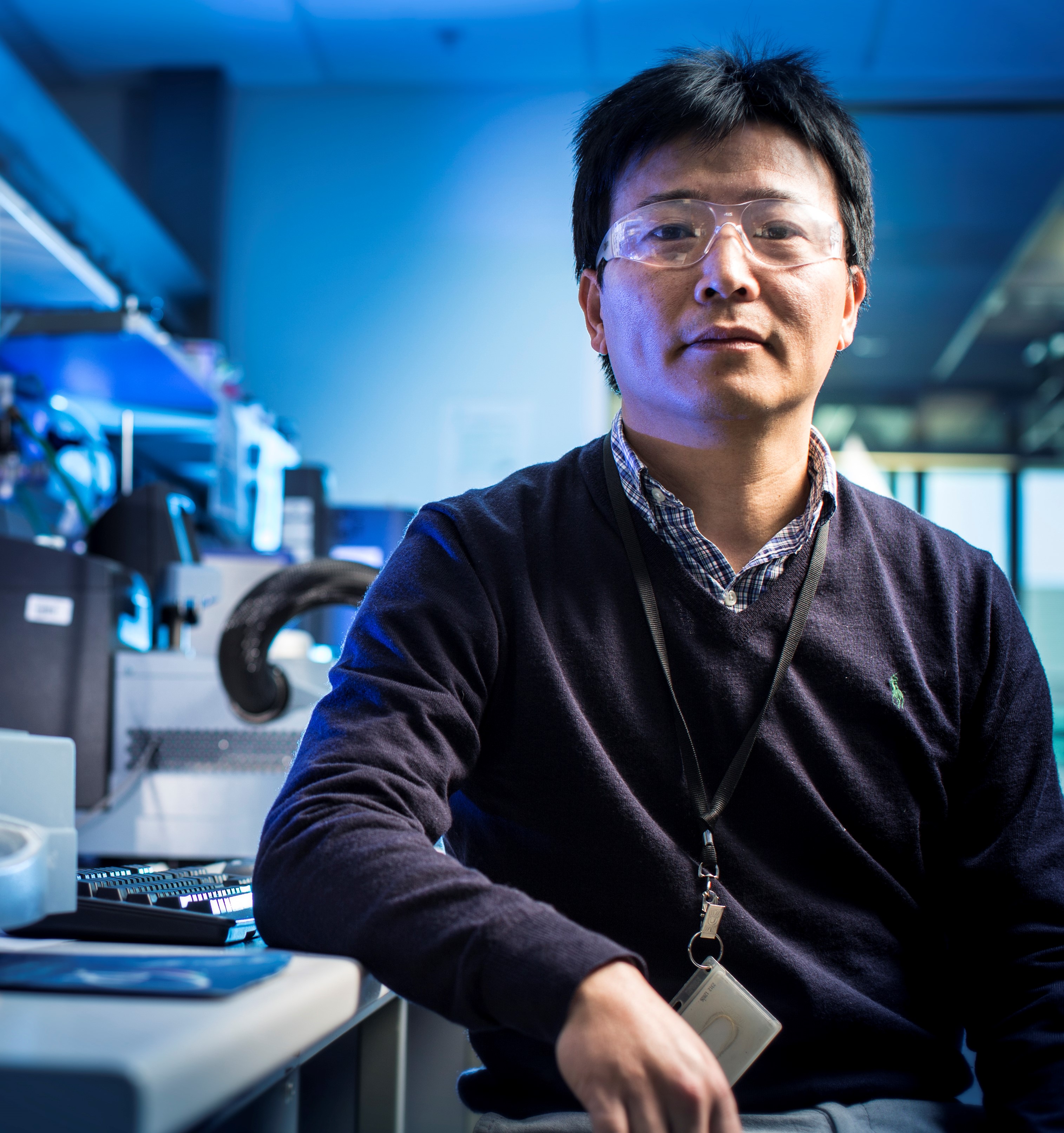 ARC Centre of Excellence for Electromaterial Science | Professor Jun Chen